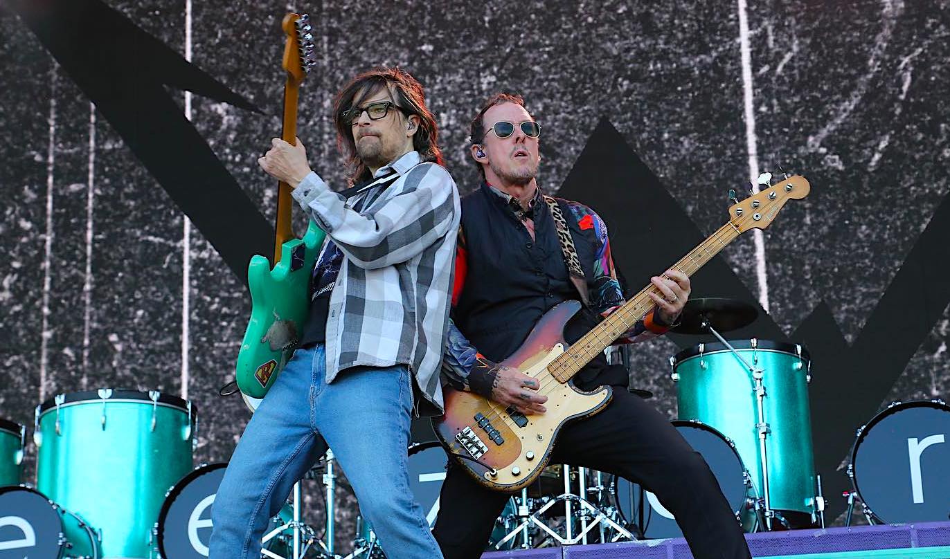 Weezer Announces Indie Rock Roadtrip Summer Tour - Bass Magazine