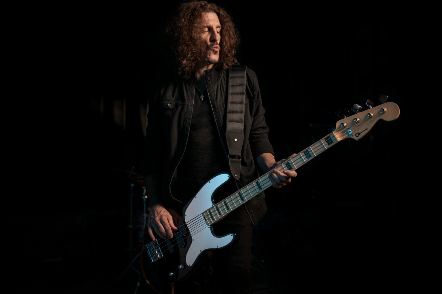 Charvel Launches Frank Bello Signature Pro-Mod So-Cal Bass - Bass Magazine