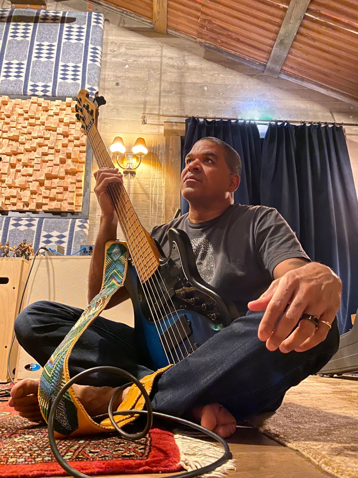Oteil Burbridge: Left of Expectations - Bass Magazine